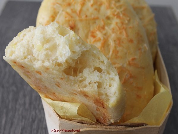 Pain au fromage - Famoh - Blog culinaire et recettes de cuisine par ...